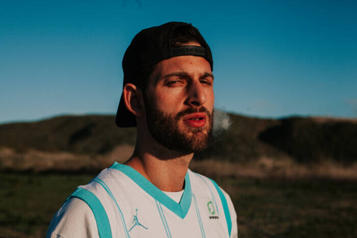 Canyon Shows Off His Vocal Versatility on New Single, "FRIENDS"