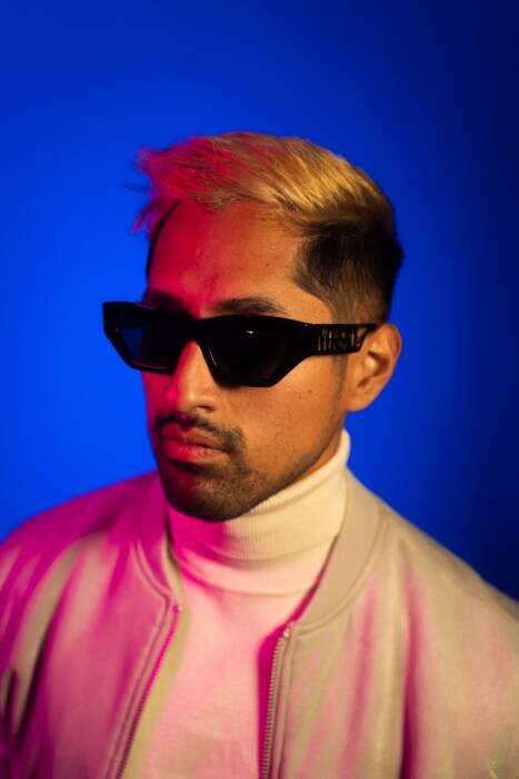 Peruvian-American singer Rael Diaz is taking on people with his ...