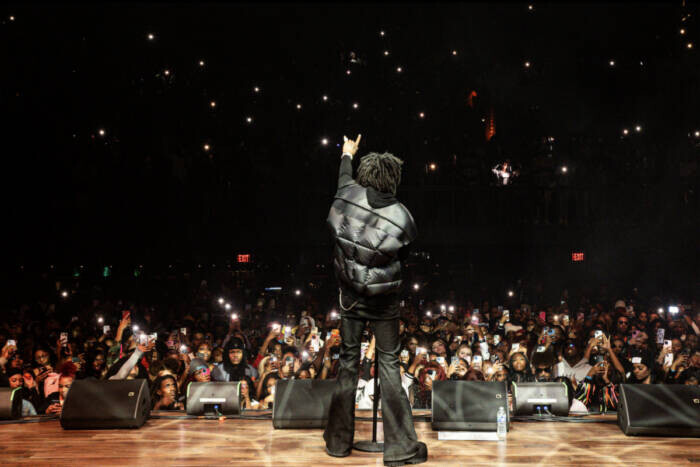 HUNXHO PERFORMS TO SOLD OUT CROWD AT HOMETOWN “ONE NIGHT ONLY” SHOW AND ... HUNXHO PERFORMS TO SOLD OUT CROWD AT HOMETOWN “ONE NIGHT ONLY” SHOW AND ...