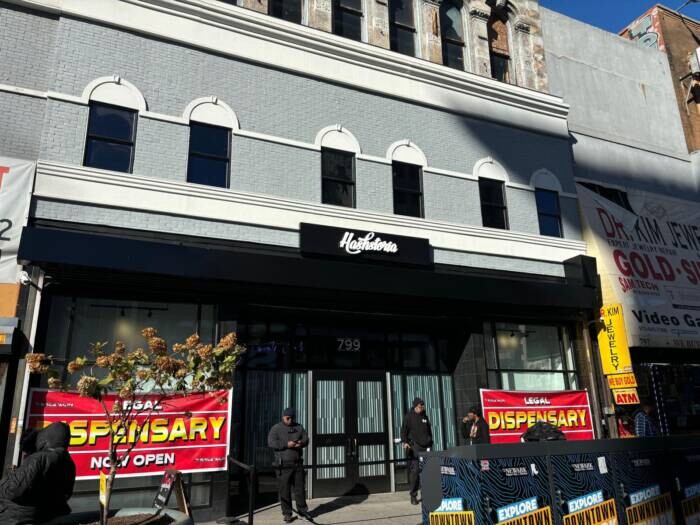 Raekwon and Charlamagne Tha God Bring Hashstoria Dispensary to Newark’s ...